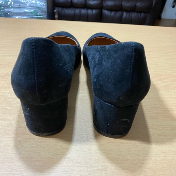 Dress Barn | Shoes | Dressbarn Bell Heels Size 8 | Poshmark